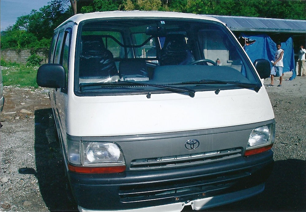 HIACE LH113 | グローバル・オート・トレーディング 株式会社