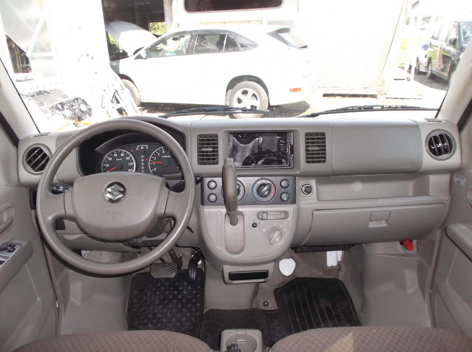 SUZUKI EVERY DA64V | グローバル・オート・トレーディング 株式会社