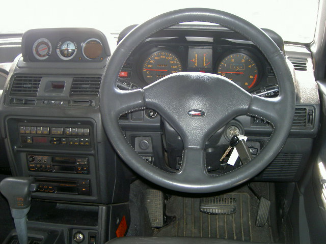 PAJERO V44 | グローバル・オート・トレーディング 株式会社